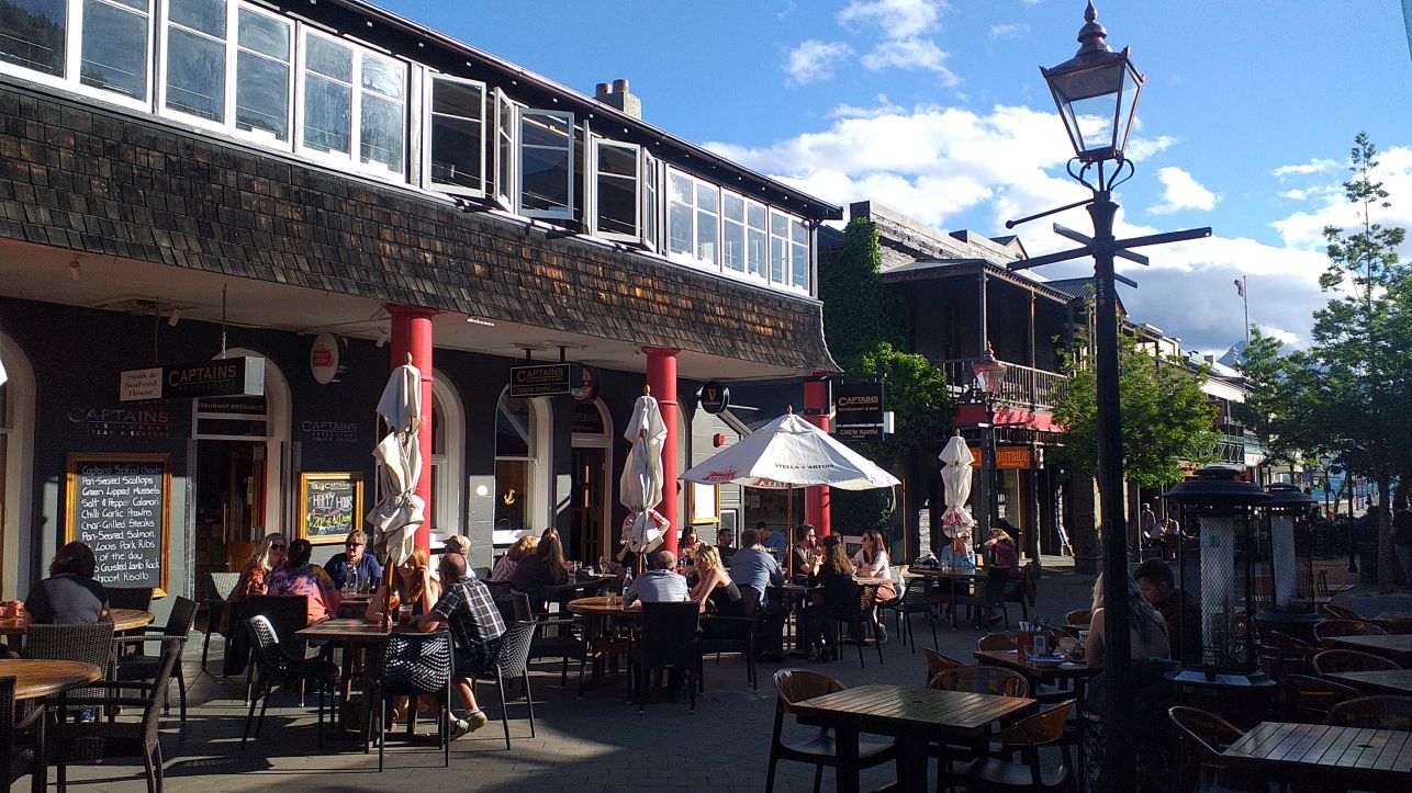 Epic Summer Dining in Queenstown - For the Love of Travel